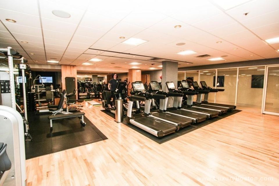 Luxury Boston - Rowes Wharf - Boston Waterfont Boston Condos