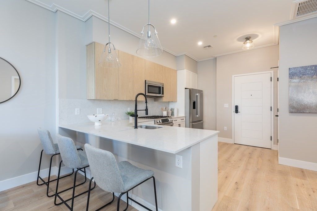 Luxury Boston - Cadence on Leo - New Construction Condos in Brighton ...