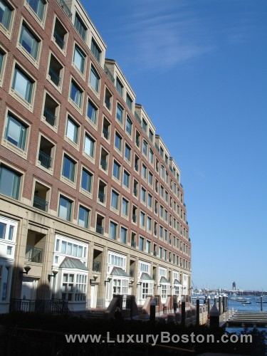 Luxury Boston - Rowes Wharf - Boston Waterfont Boston Condos